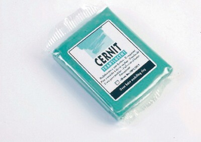 Køb Cernit - Ler - Translucent - Smaragd Grøn - 620 - 56 G - Gucca.dk