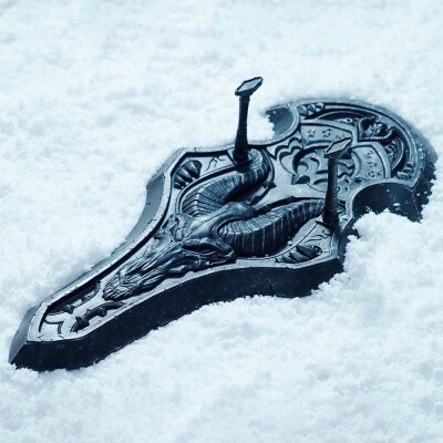 Køb World Of Warcraft - Frostmourne Sword Replica Vægbeslag - 56 Cm fra ...