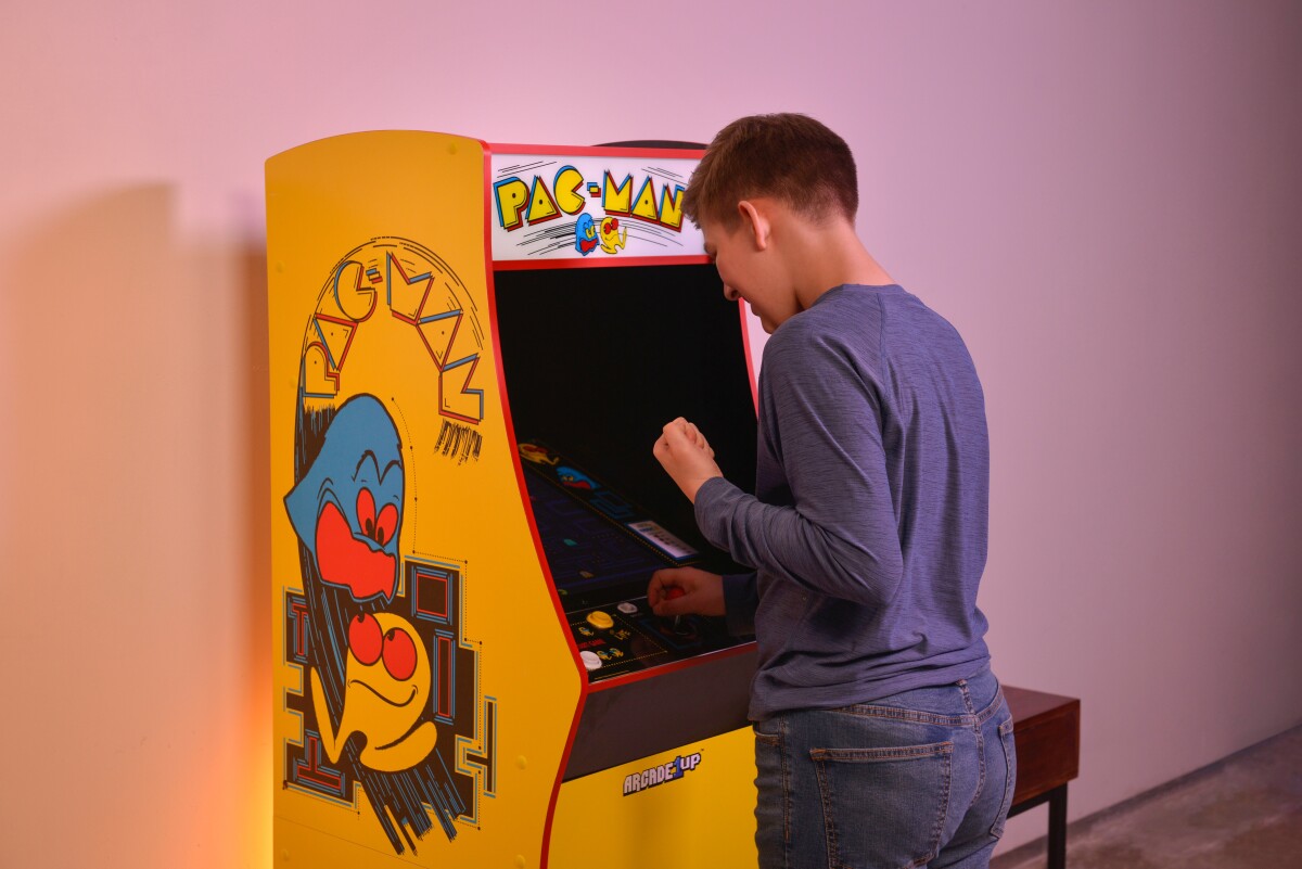 Køb Arcade 1 Up - Pac-man Deluxe Arkademaskine - 14 Spil fra Arcade1Up ...