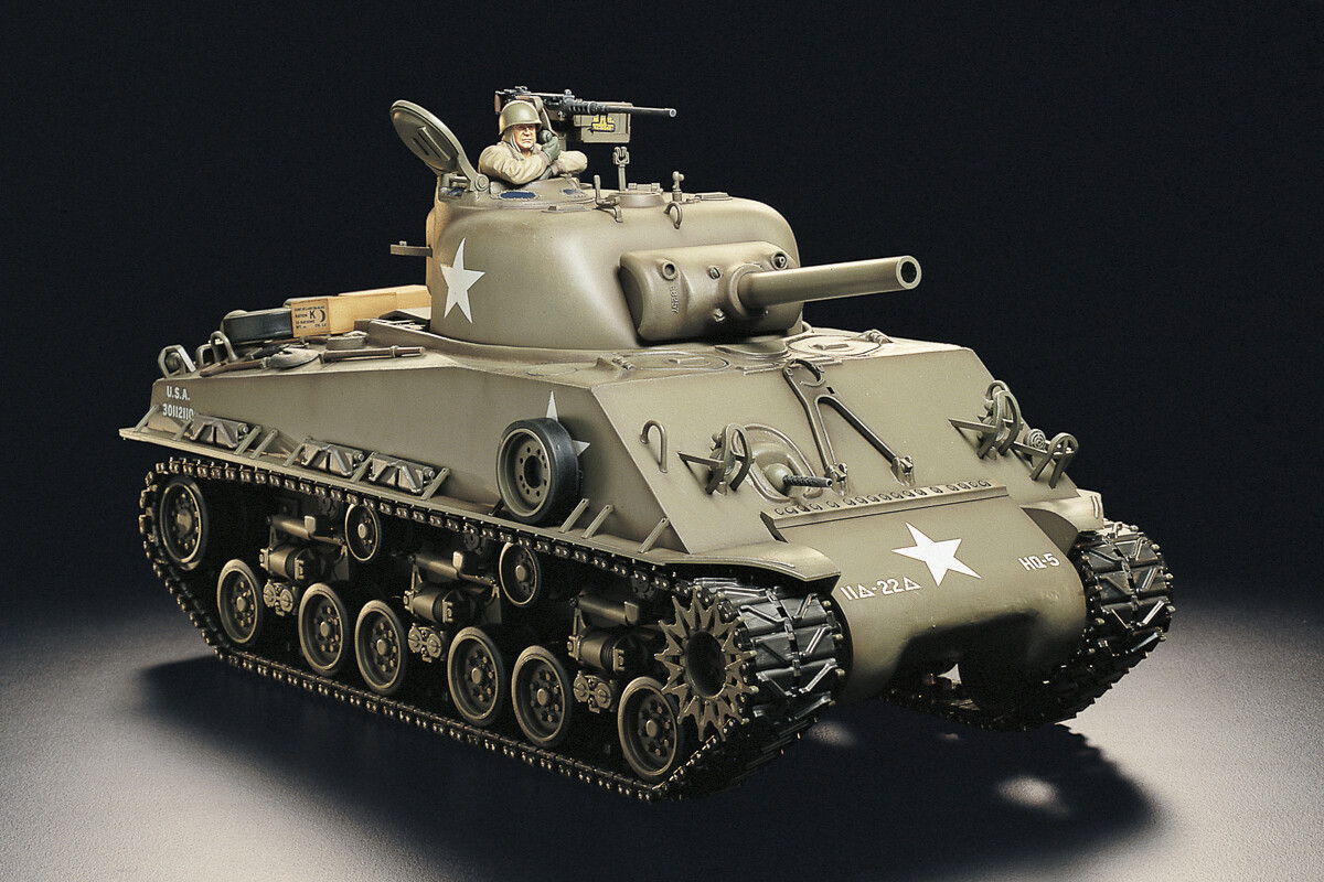 Tamiya - Rc M4 Sherman 105 Mm Howitzer - 1/16 - 56014 | Se tilbud og ...