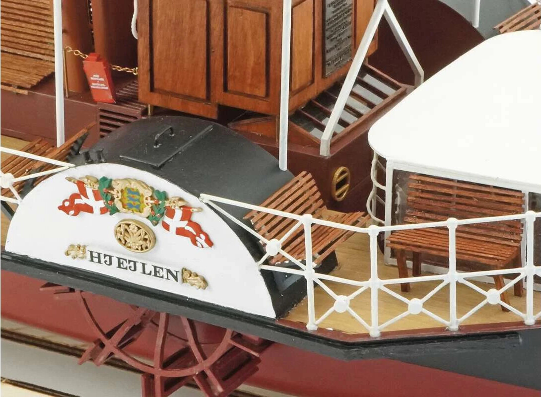 Køb Billing Boats Hjejlen 403 - Hjuldamper 1:32 - Gucca.dk