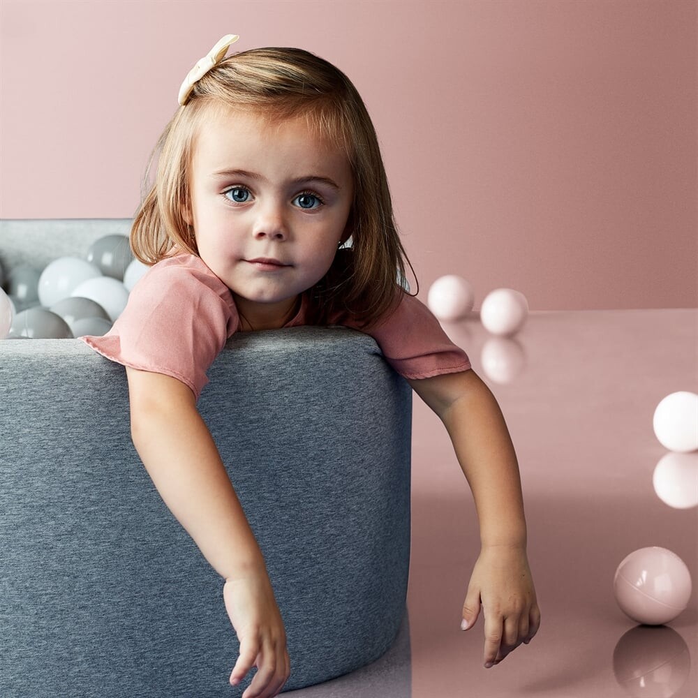 Babytrold - Boldbassin Med Bolde - Ask | Se tilbud og køb på Gucca.dk