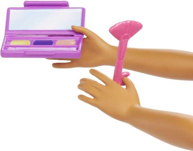 Køb Barbie - Makeup Artist Dukke - You Can Be Anything fra Mattel ...