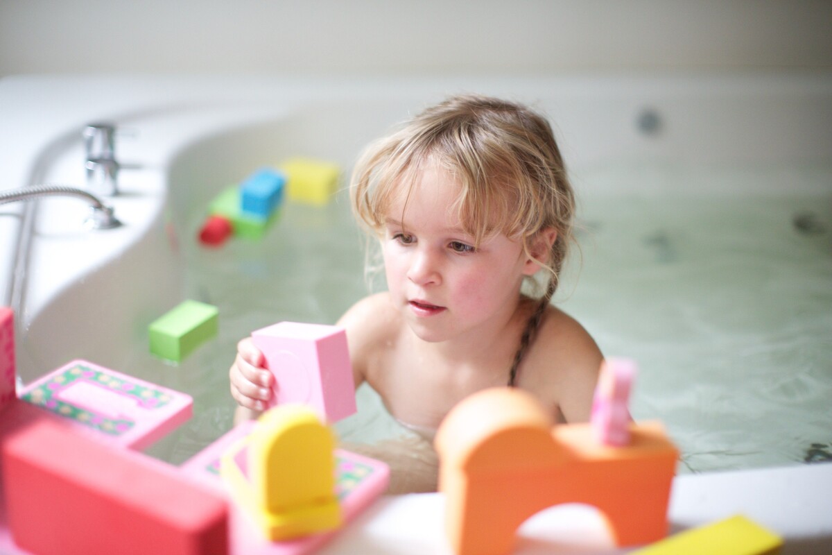 Bath Blocks - Floating Castle / Flydende Slot | Se tilbud og køb på ...