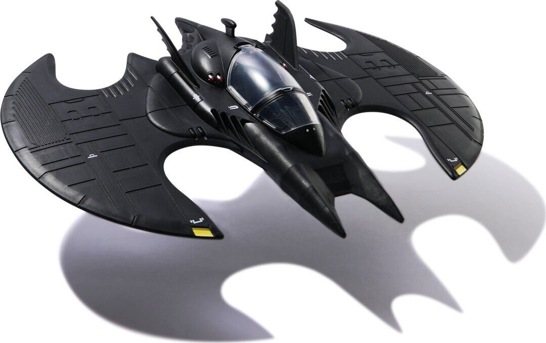 Batman - 85th Batman Returns Batwing M 10 Cm Figur | Se tilbud og køb ...