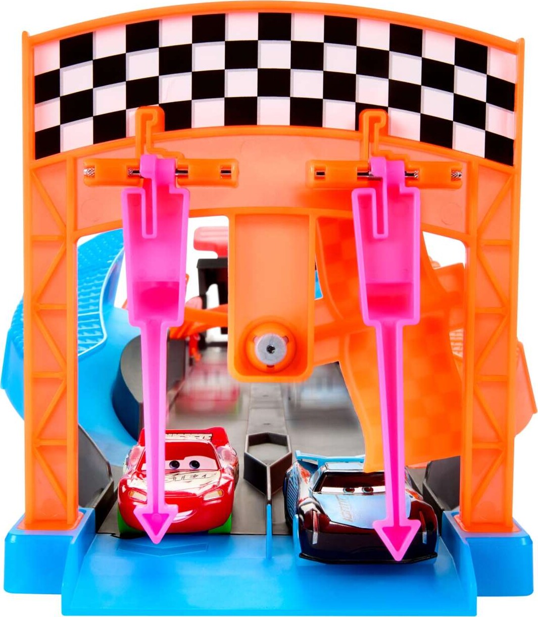 Køb Disney Cars - Glow Racers Racerbane - Launch & Criss-cross fra ...