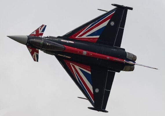 Køb Revell - Eurofighter Typhoon Black Jack Fly Byggesæt - 1:48 - Level ...