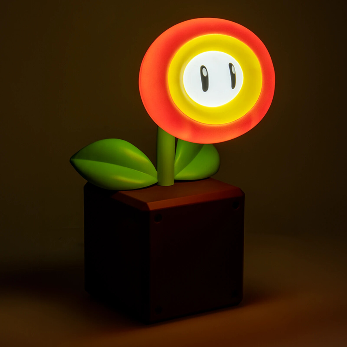 Køb Fire Flower Lamp fra Paladone - Gucca.dk
