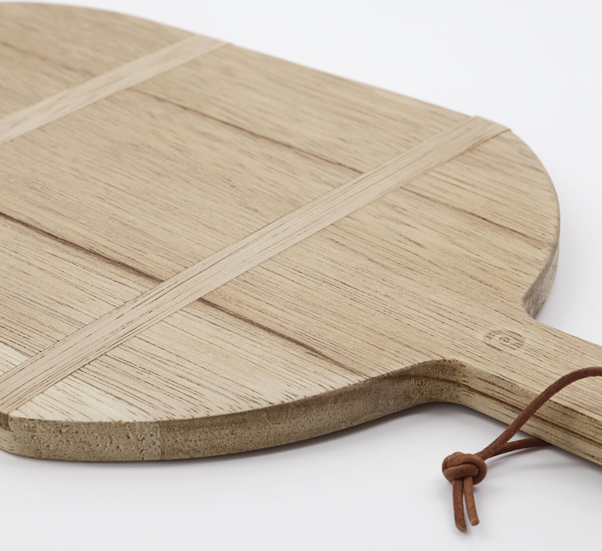 House Doctor - Skærebræt - Carve - Træ - Natur - 25x44 Cm | Se tilbud ...