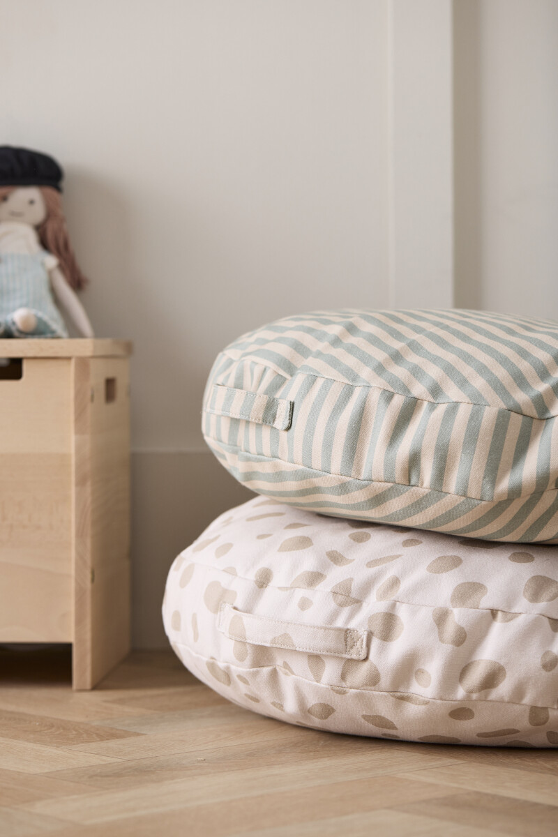 Køb Kid Made Modern - Gulvpude Med Prikker - Hvid - Diameter: 60 Cm ...