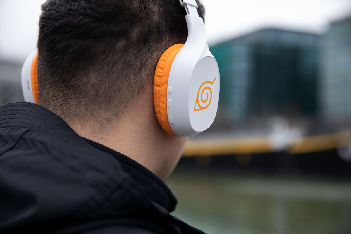 Konix Naruto Bluetooth Headset | Se tilbud og køb på Gucca.dk