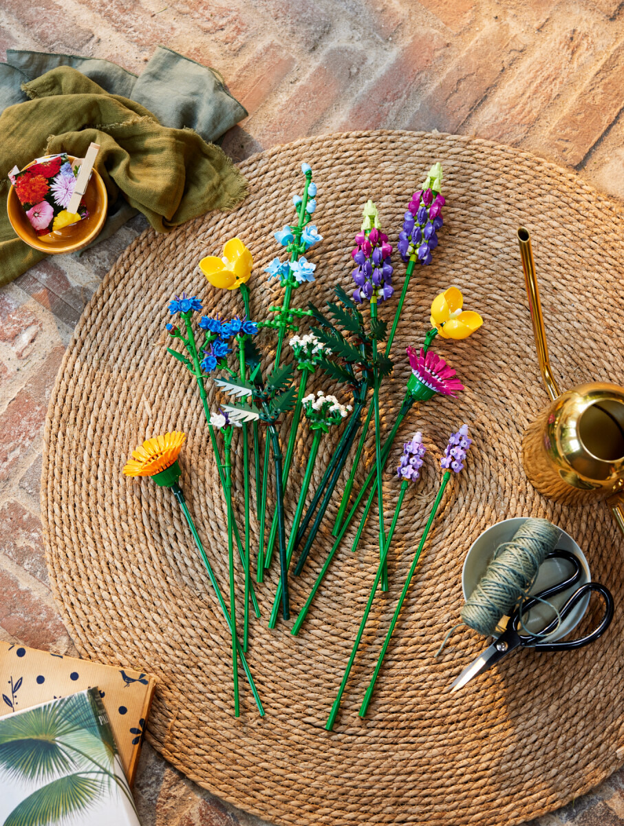 Lego Icons Botanical Collection - Blomster Buket - 10313 | Se tilbud og ...
