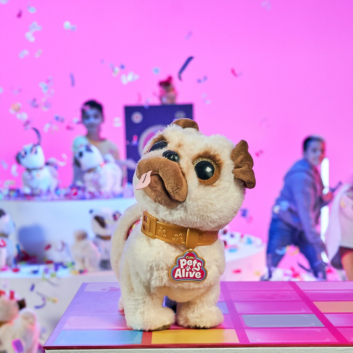 Zuru Pets Alive - Poppy Booty Shakin Pug - Series 1 - Robot Hund | Se ...