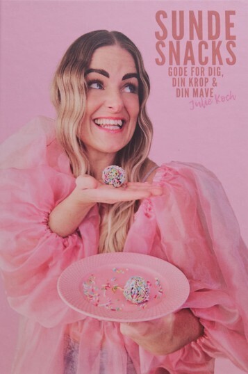 Køb Sunde Snacks - Gode For Dig, Din Krop Og Din Mave af Julie Koch ...