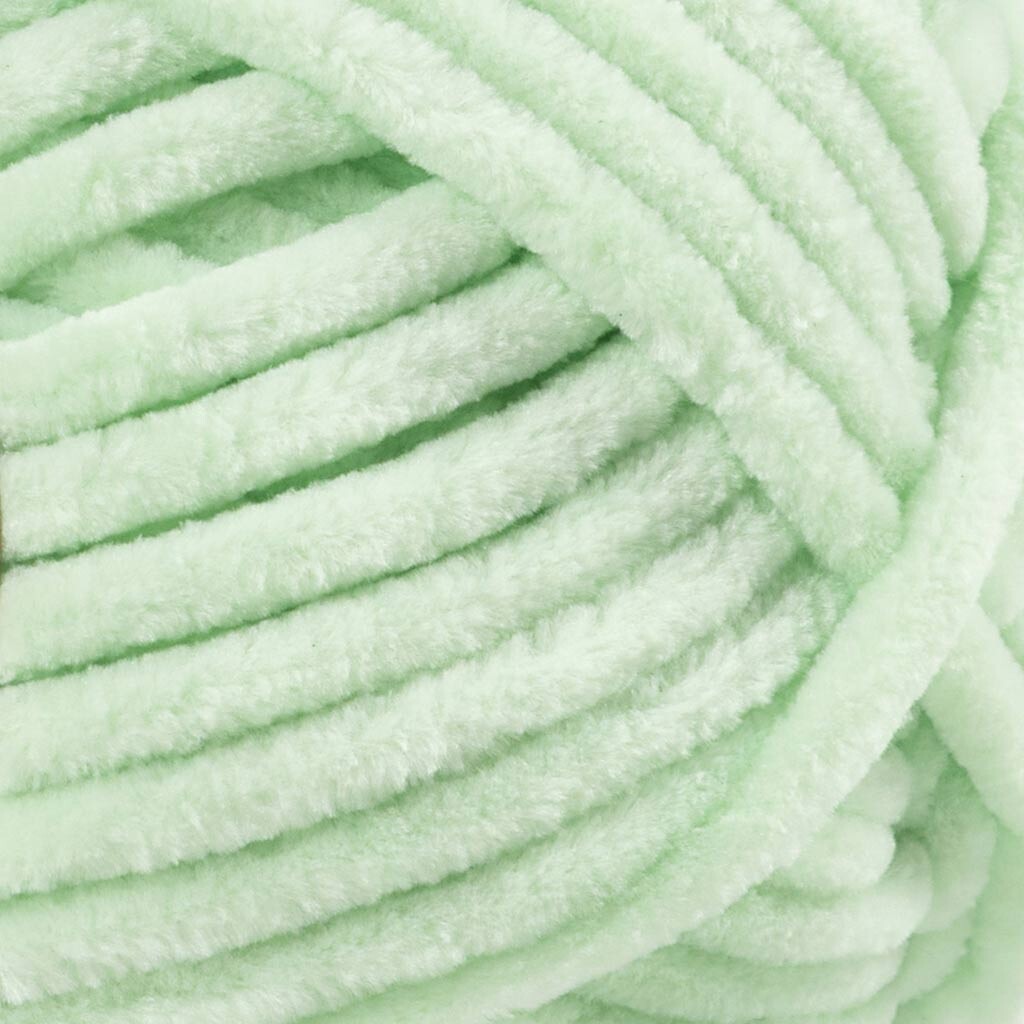 Køb Velourgarn - L 105 M - Pind 5-6 - Mint Grøn - 100 G fra Creativ ...