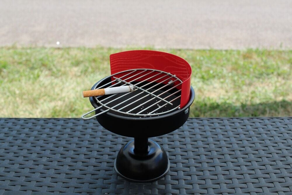 Winkee - Mini Bbq Grill Ashtray - 12 Cm Diameter | Se tilbud og køb på ...