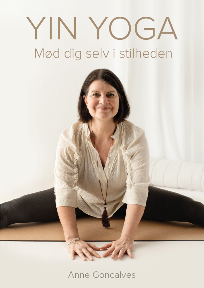 Køb Yin Yoga af Anne Goncalves - bog hardback - Gucca.dk